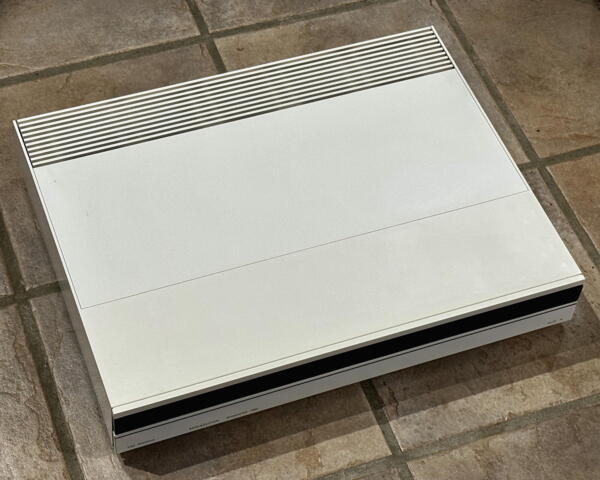 Beomaster 7000 Hvid - radioogtveksperten.dk